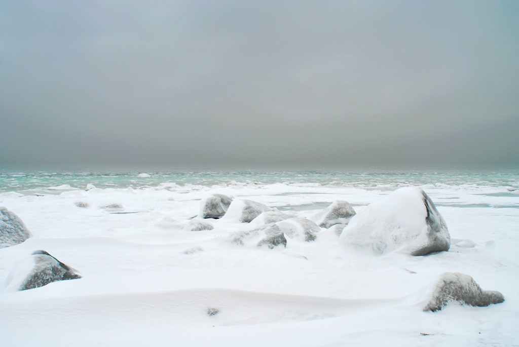 GUY GEVA. On The Surface - Photography Magazine - Lens Magazine