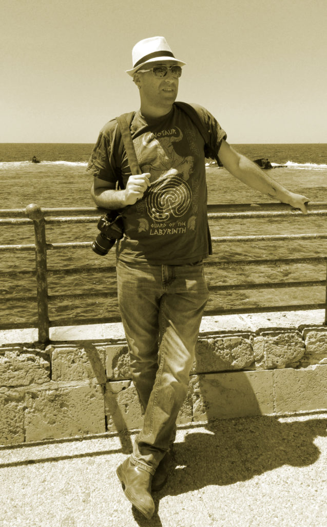 OREN GOLAN - Photography Magazine - Lens Magazine